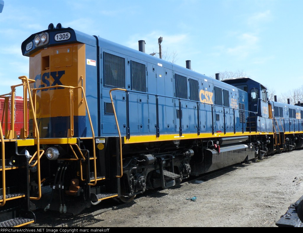 CSX 1305